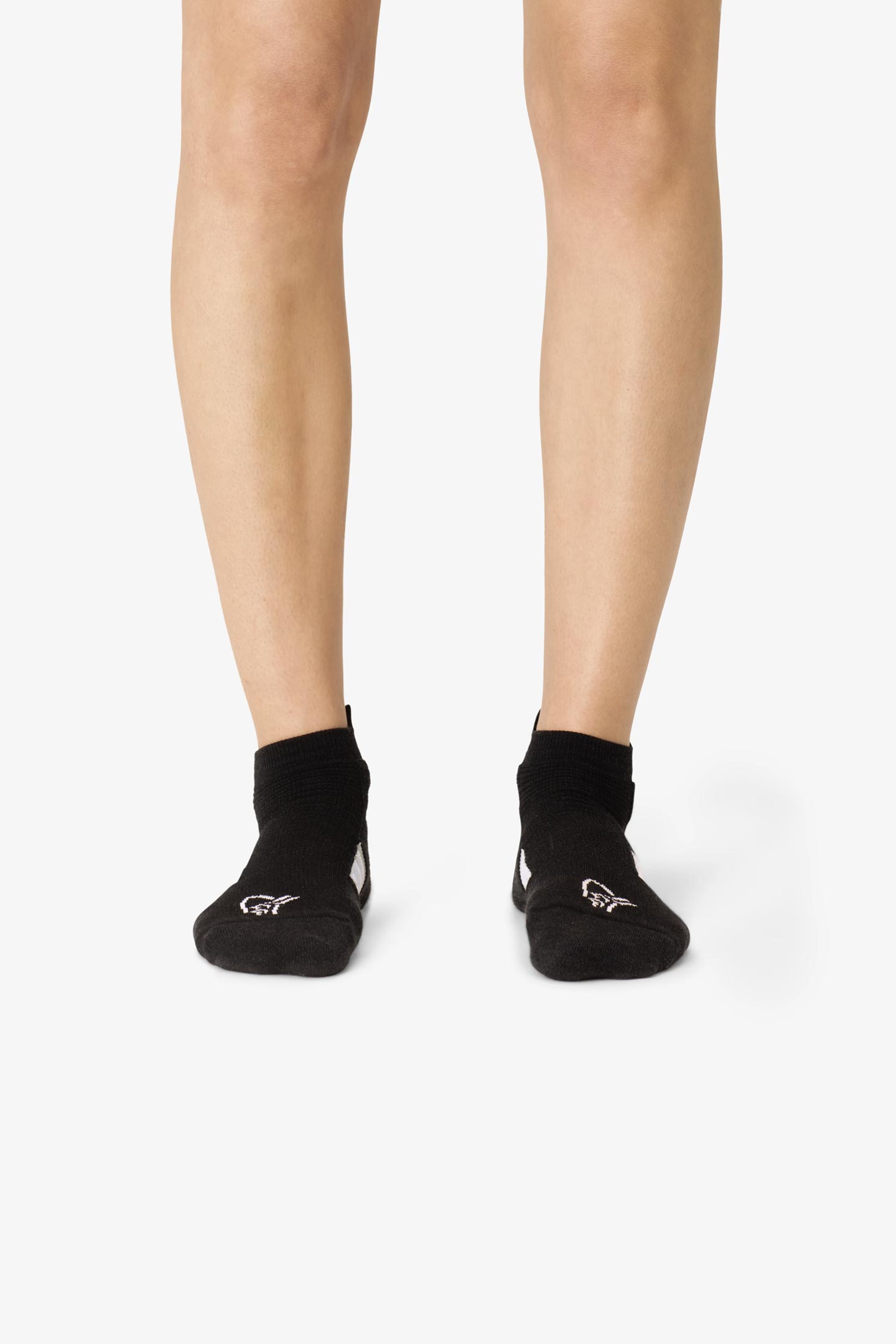 senja Merino lightweight Socks Short | フルマークスストア-北欧アウトドア用品,NORRONA ...